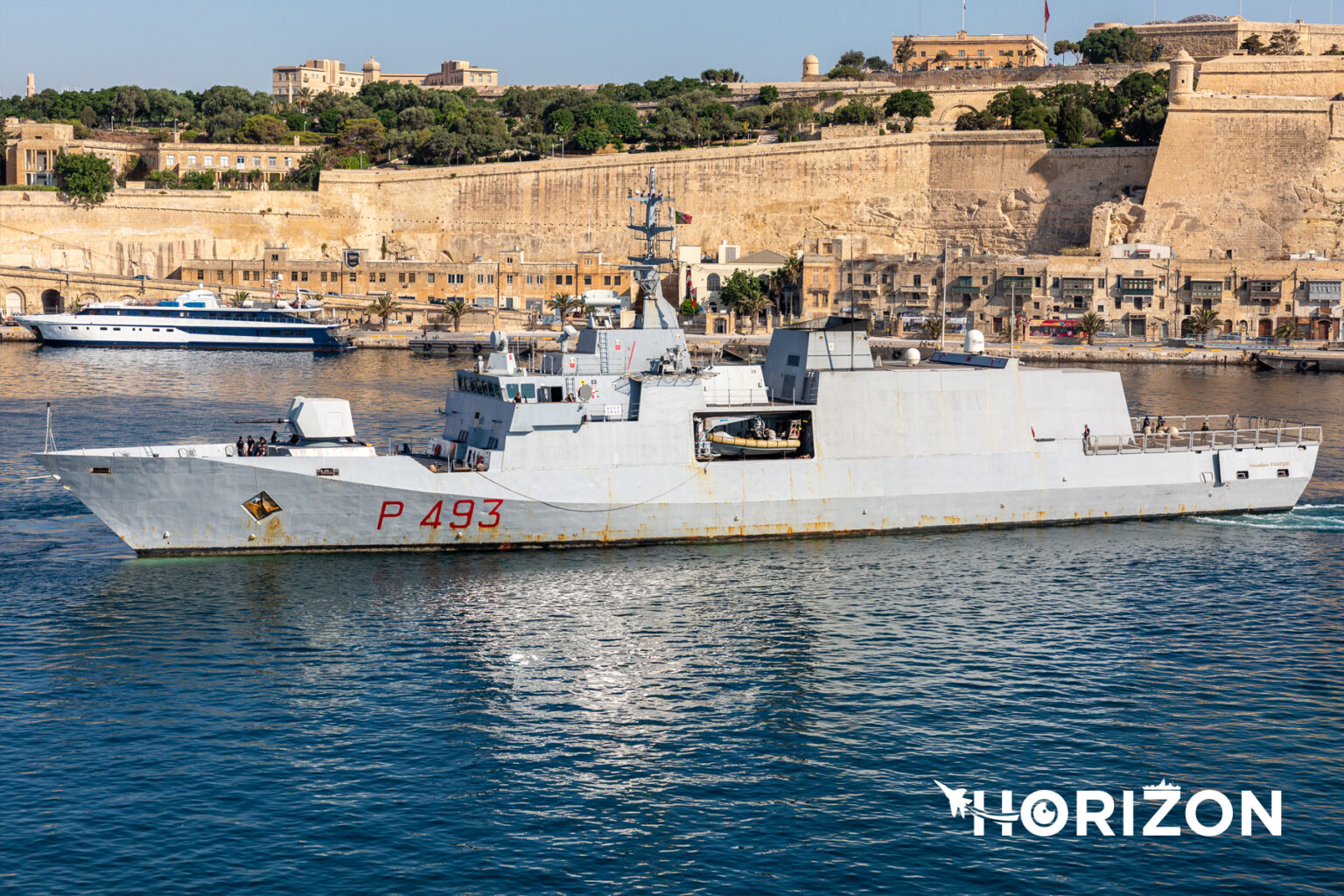 Italian Navy Nave Comandante Foscari (P493) — Horizon