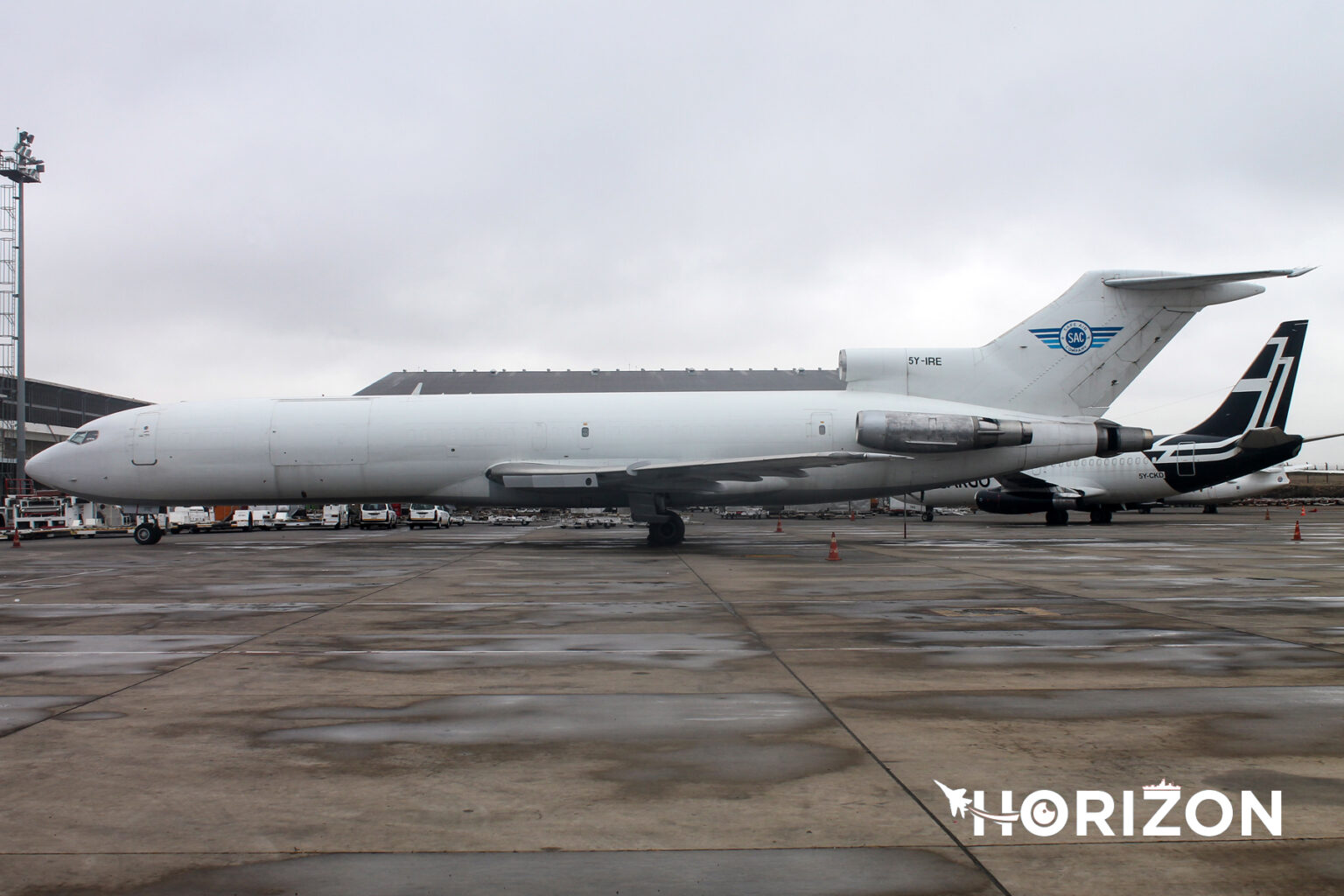 Safe Air Boeing 727-2Q9/(Adv)(F) 5Y-IRE — Horizon