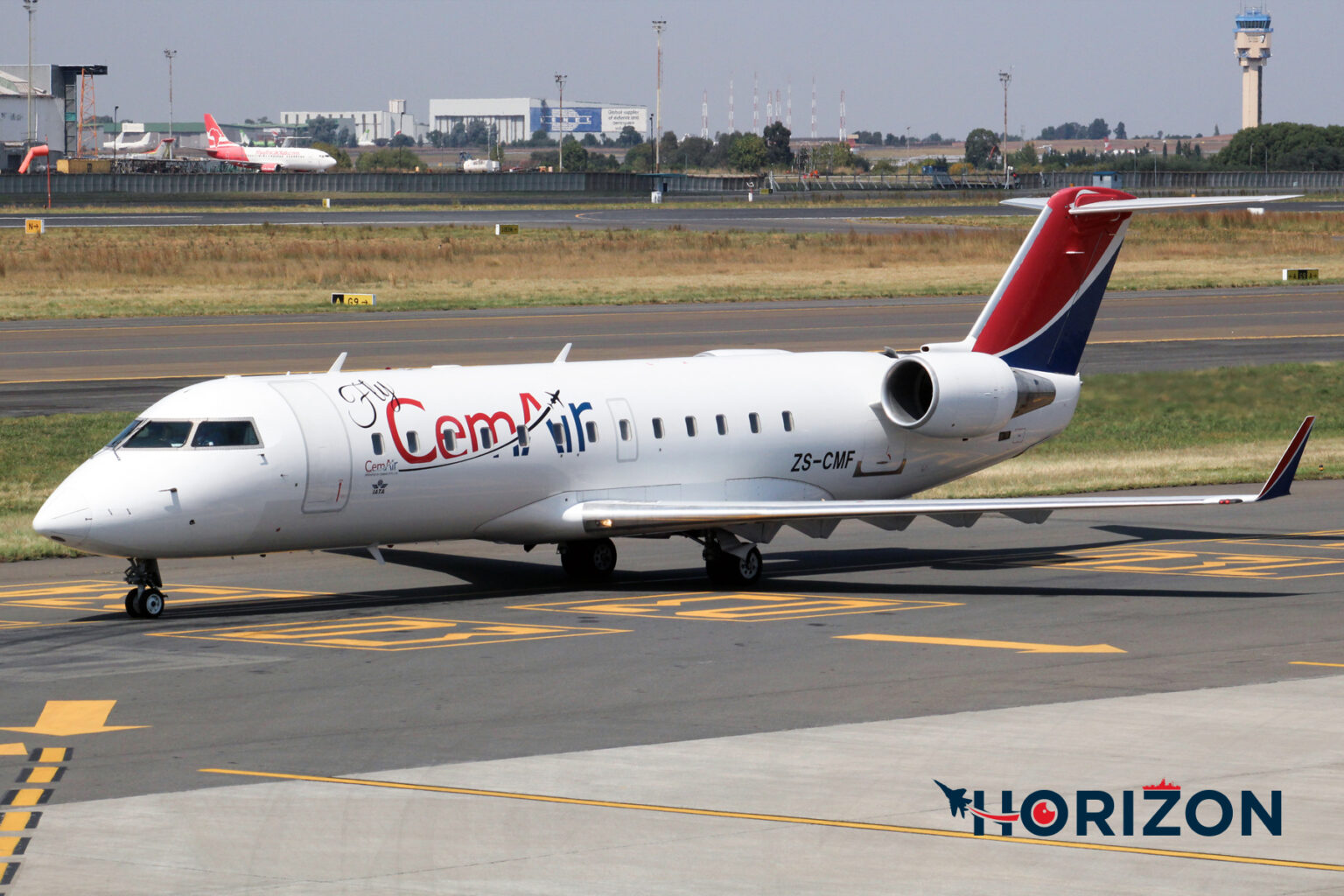 CemAir Bombardier CRJ-200ER ZS-CMF — Horizon