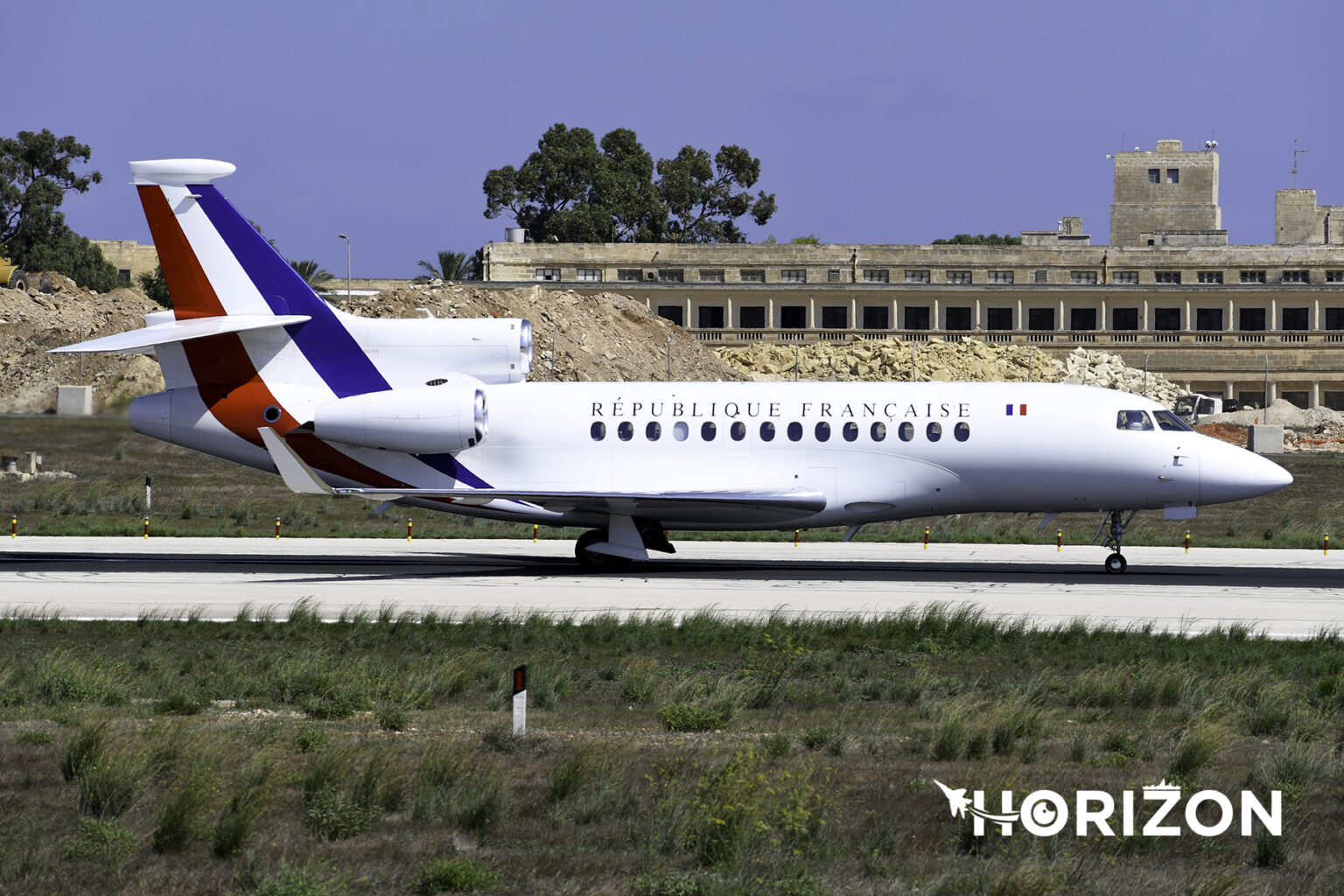 French Air Force Dassault Falcon 7X F-RAFB — Horizon