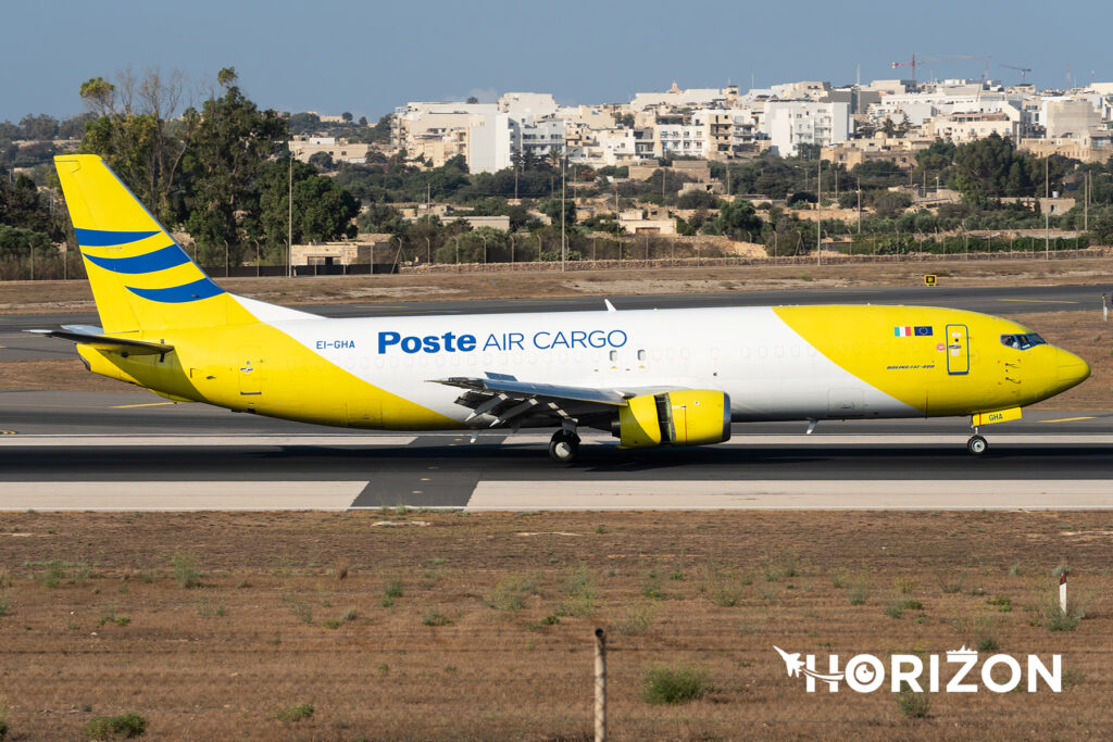 Poste Air Cargo Boeing 737-490(SF) EI-GHA — Horizon