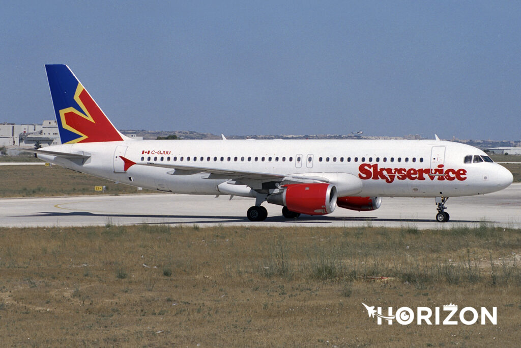 Skyservice Airlines Airbus A320-212 C-GJUU — Horizon