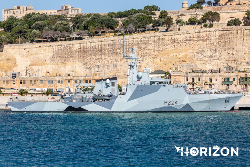 Royal Navy HMS Trent (P224) — Horizon